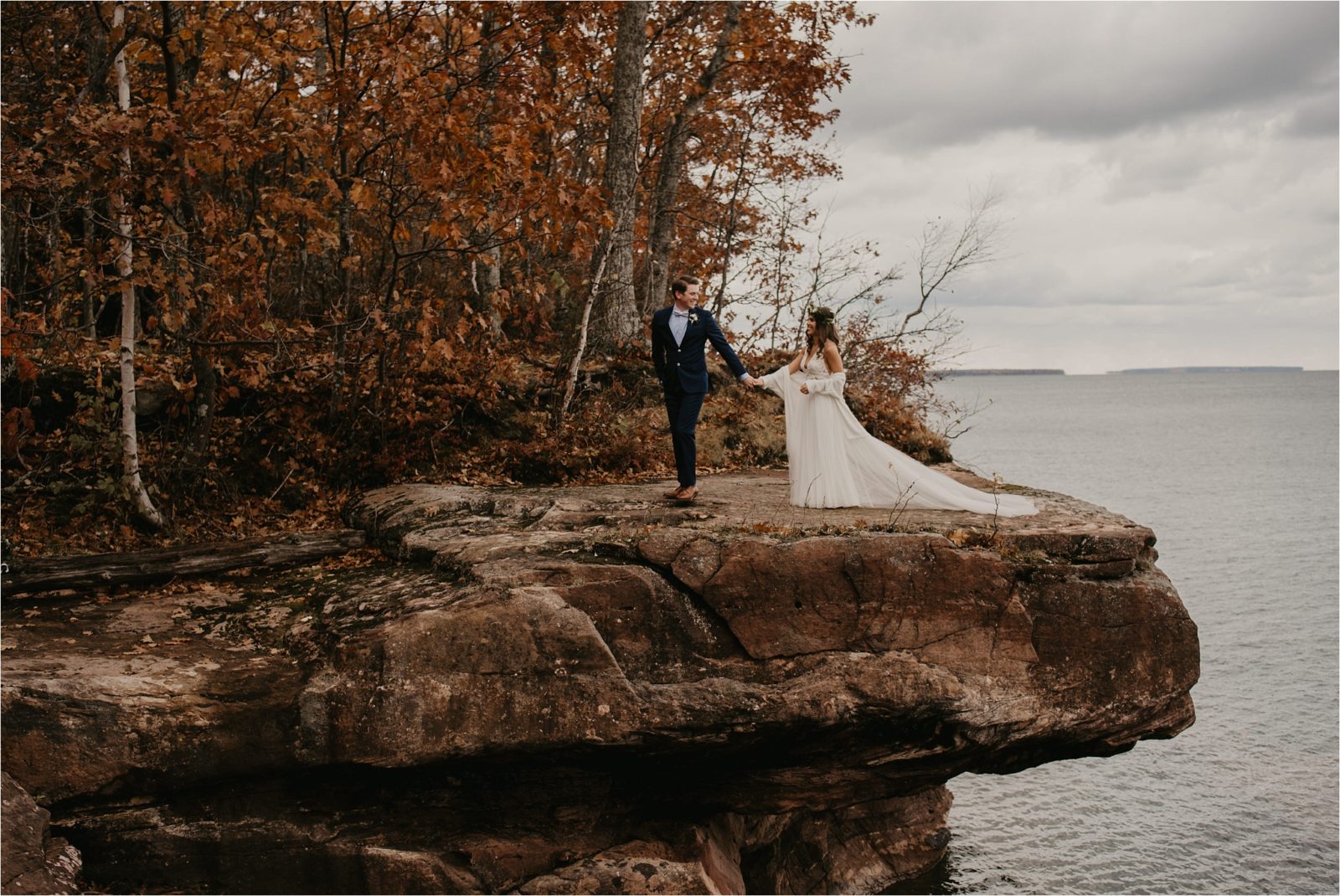 Emily + Ben | Wisconsin Elopement - chelseadobs.com