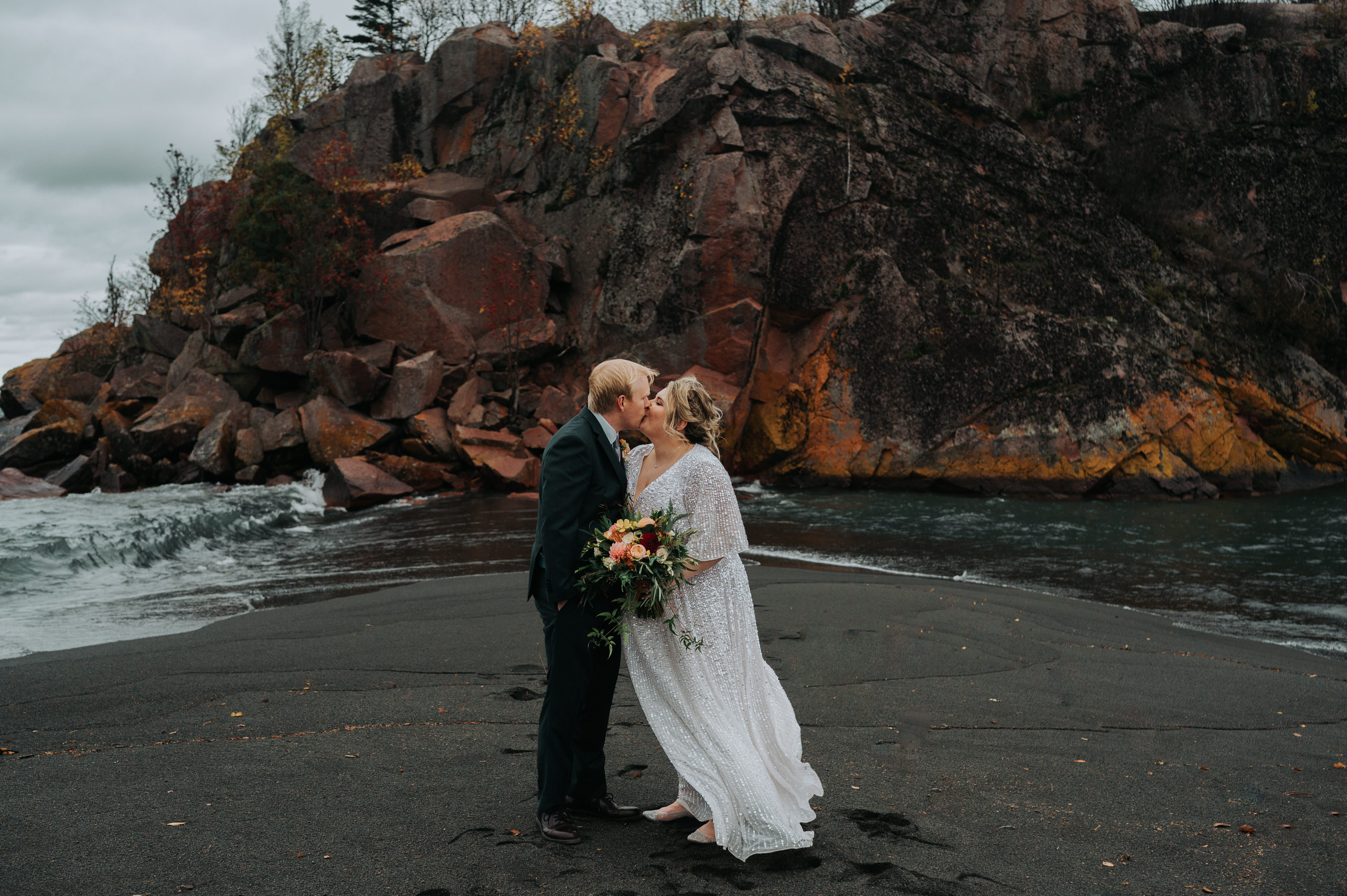 Best places to elope in Minnesota - chelseadobs.com